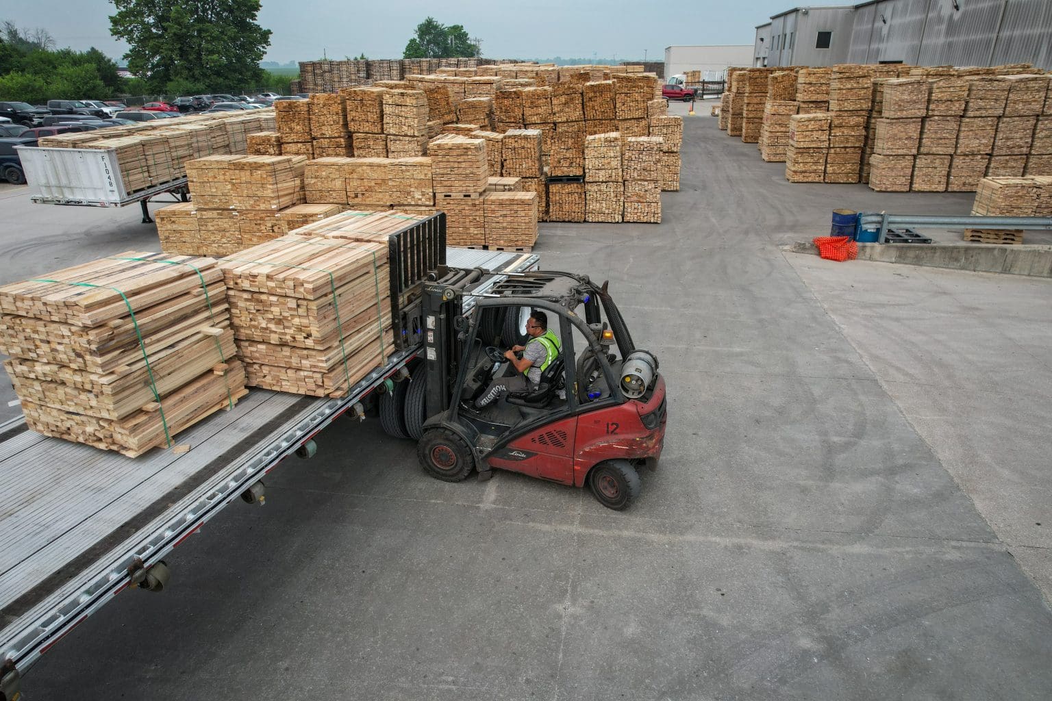 On-Time Delivery – Industrial Pallet Corp.